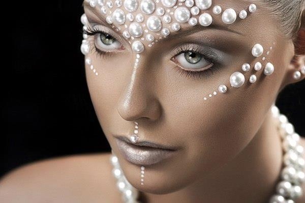 Pastels, pearls, mermaids and make-up - PearlsOnly :: PearlsOnly | Save ...